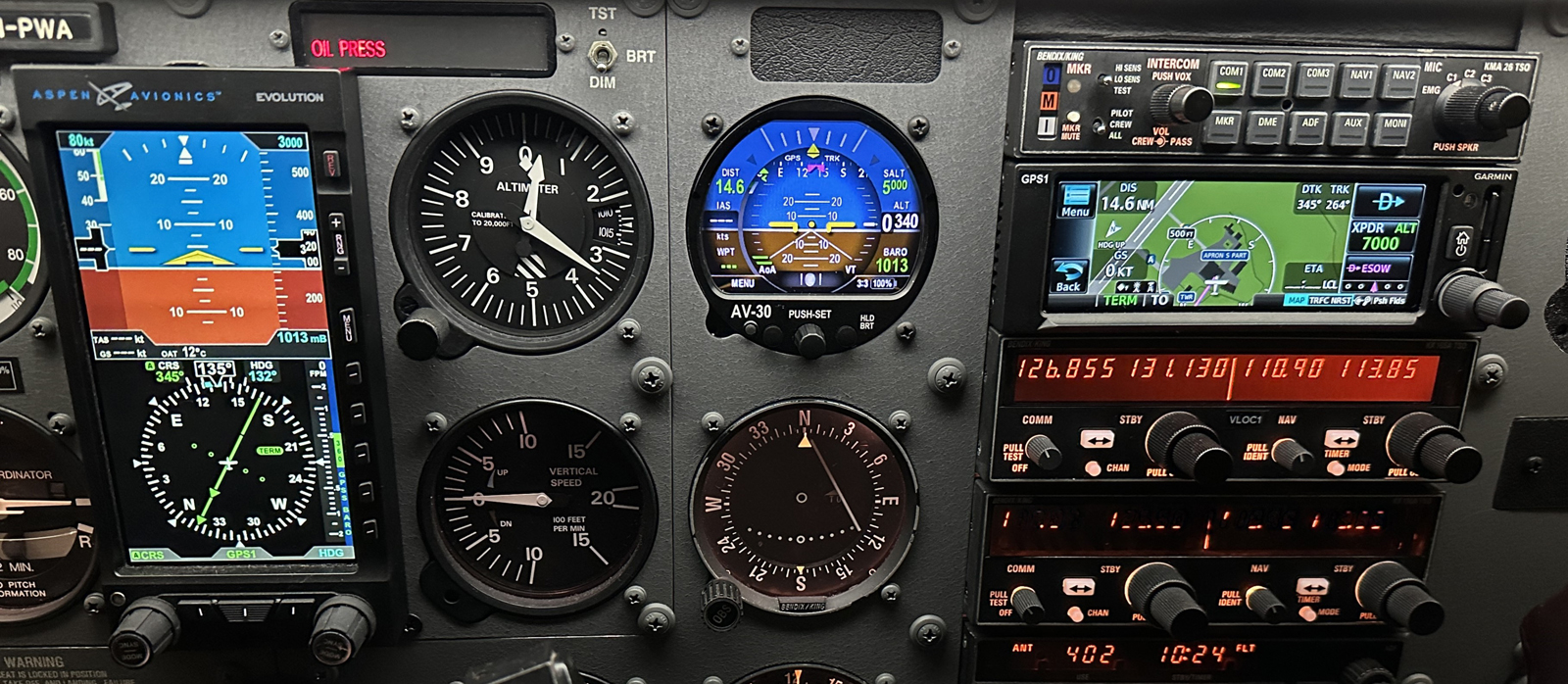 uAvionix AV-30-C (certified) – SAMIONICS